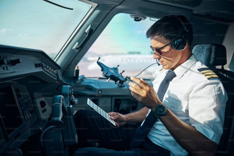 How Much Does a Helicopter Pilot Make? A Salary Guide - Veloce